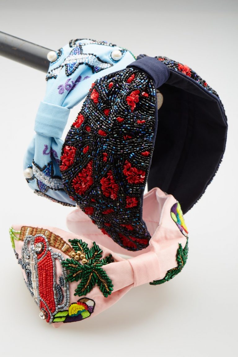 4 Ways to style your hair with a Hair/Head Band | iCraze